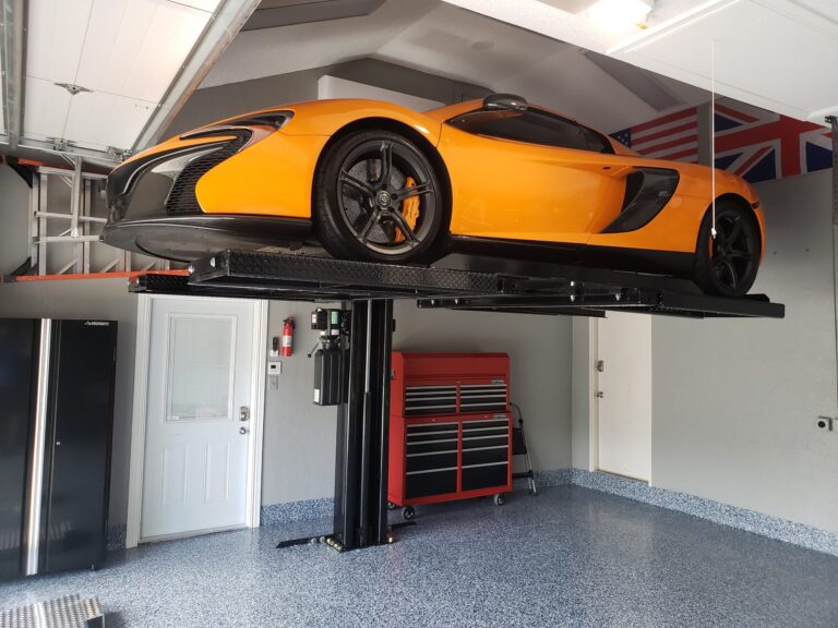 MaximumOne Single Post Car Lift - ParkingLifts.com