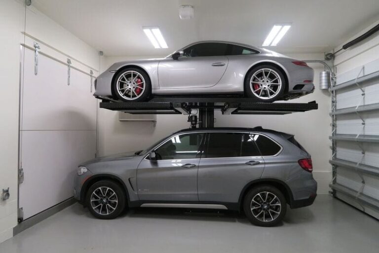 MaximumOne Single Post Car Lift - ParkingLifts.com